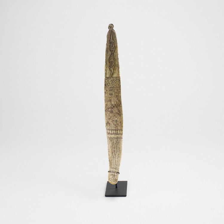 Tribal Carved Bond Calendar on Metal Stand | Decoration – Arka Living